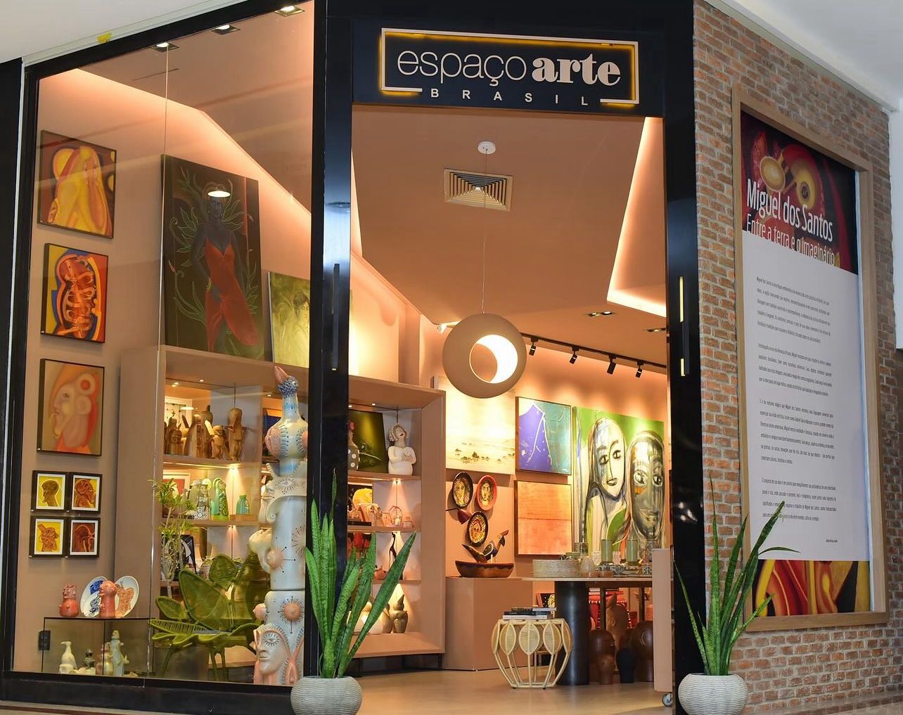 Amorcracia: nova exposição de Maria dos Mares