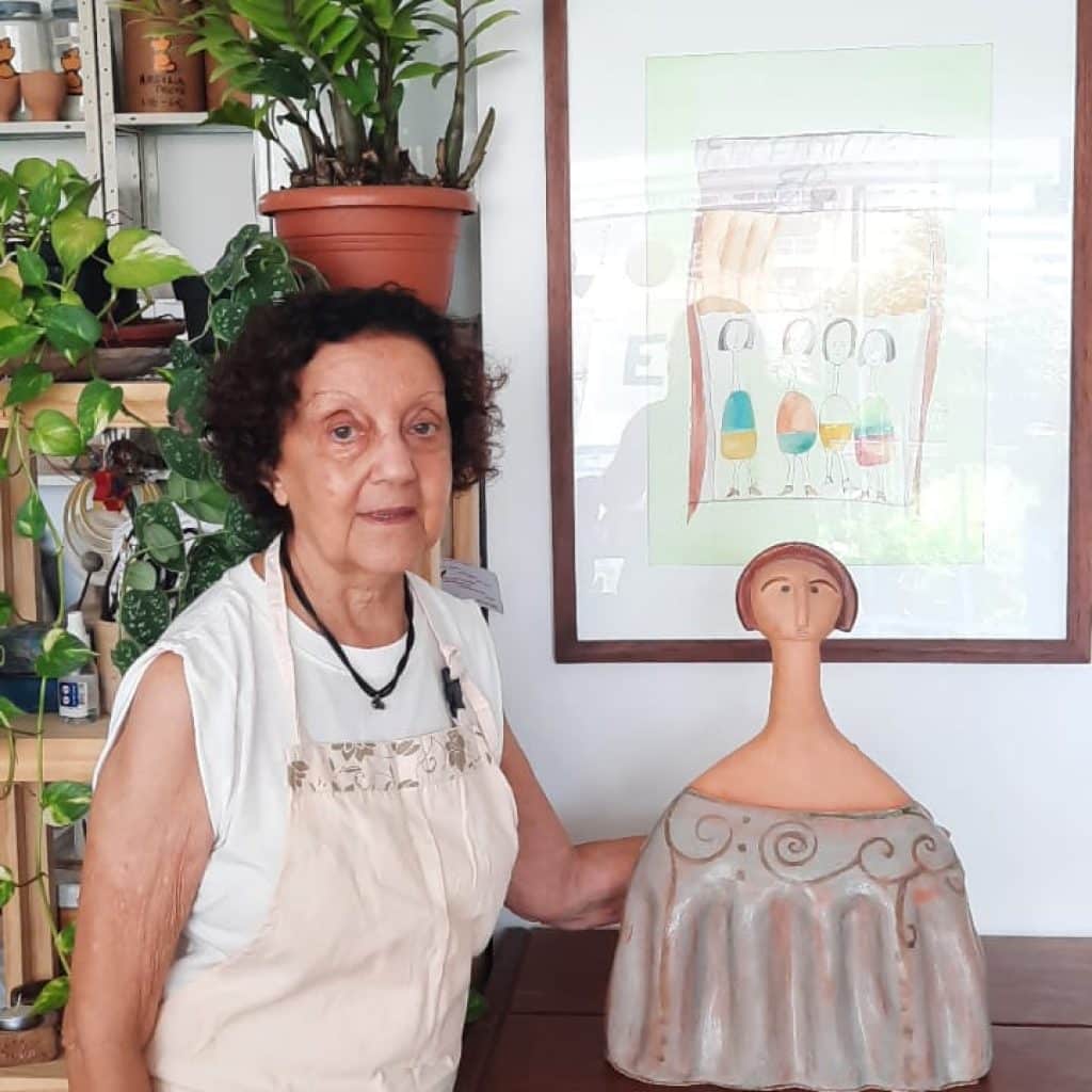 Amorcracia: nova exposição de Maria dos Mares - Mais Turismo e Cultura